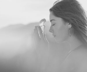 The 10 Most Common Signs of Spirit Attachment – Friendly Specter