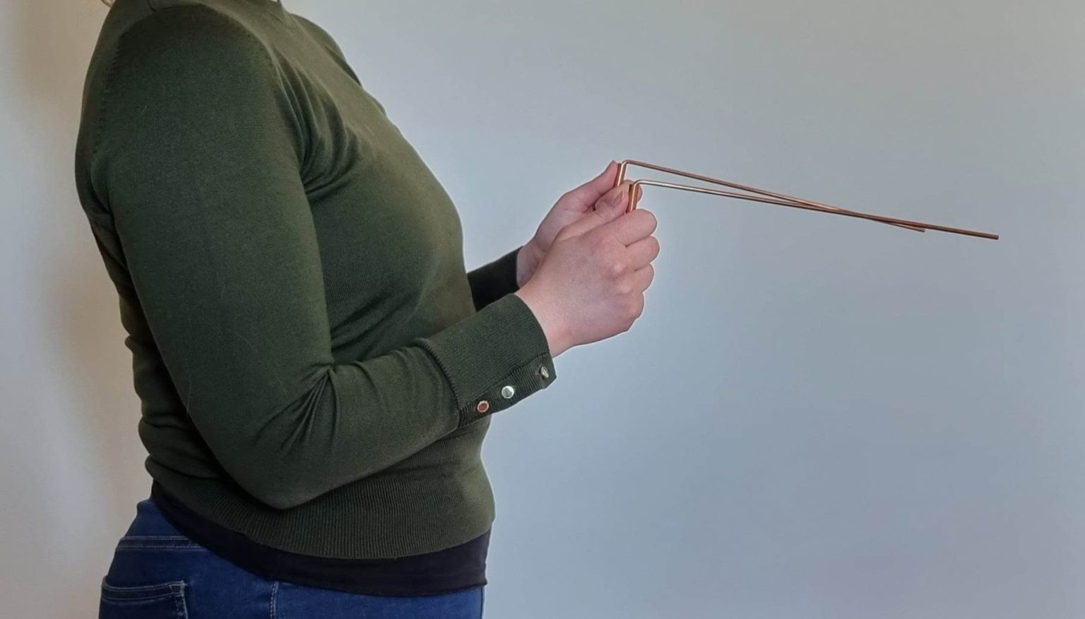 How to Locate a Spirit Portal using Dowsing Rods – Friendly Specter